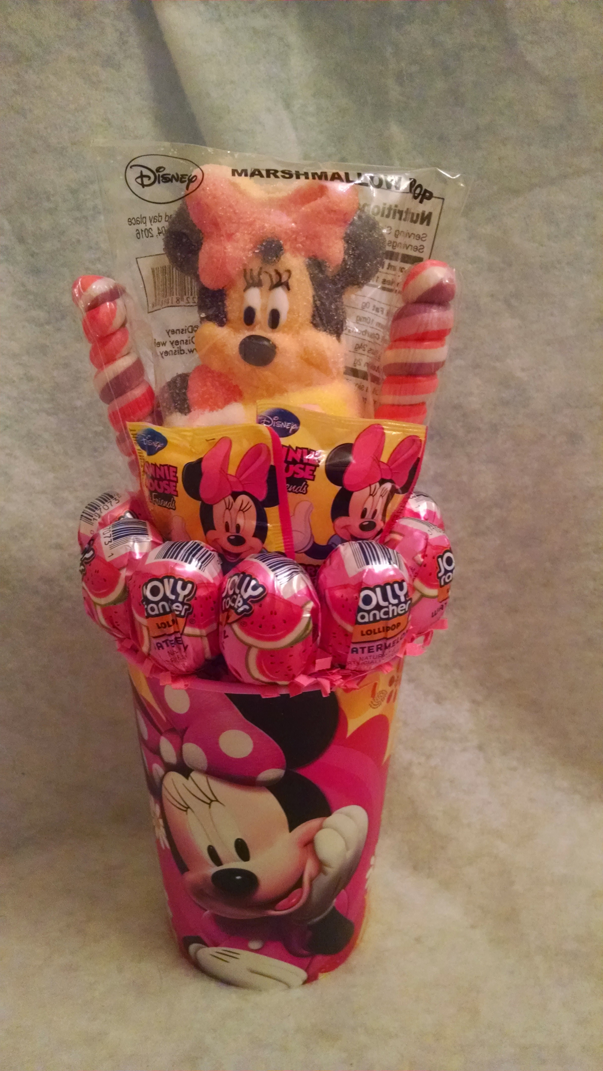 Minnie Mouse Chocolate Lollipops